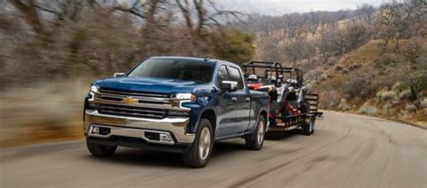 Custom Classic Chevrolet Trucks Barrett Jackson Auctions Digital Trends