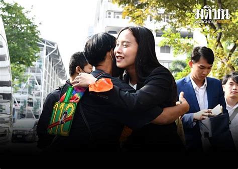ศาลสั่งคุก ไอซ์ รักชนก 6 ปี รีทวีตข้อความผิด ม112 พรบคอมพ์