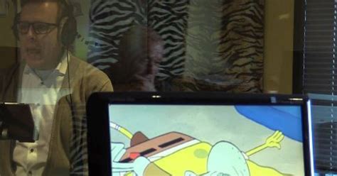 De Stem Achter Spongebob Onthult Zich Ter Ere Van 200ste Aflevering