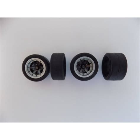 Jeu de 4 roues Gotti 6 Branches avec Pneus Slicks 1 18ème