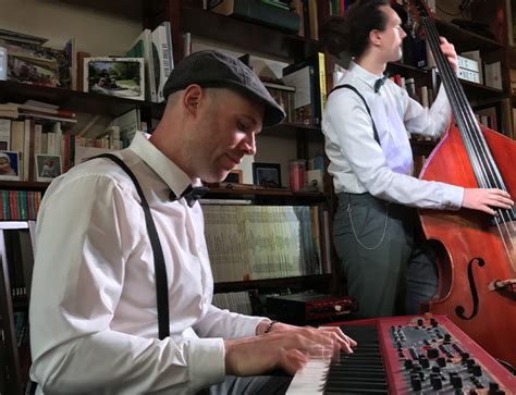 Les Groupes De Jazz Célèbres Whisper Note