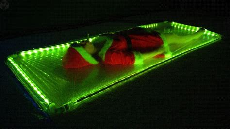 Sonya In A Glowing Vacuum Bed Vacuum Dreams Clips4sale