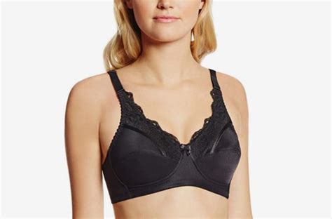 The Best Wireless Bras For Large Breasts 2018 The Strategist New