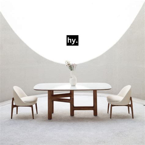 PIVOT Hy Aesthetic Living