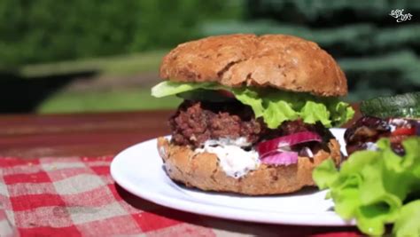 Juicy Grilled Hamburgers Recipe Easy Diys