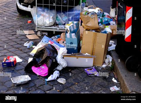 Rubbish Piling Up Heap Waste Streets Rome Removed Cleaners Strik Hi Res