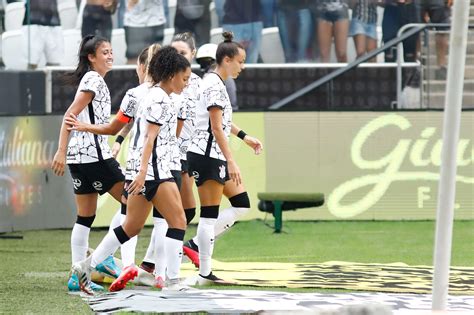Supercopa Feminina Onde Assistir Desfalques E Escalações De