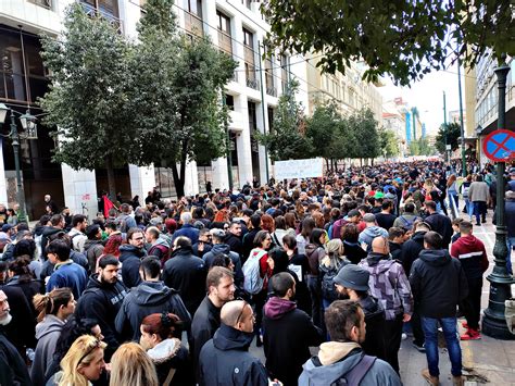ΝΑΡ για την Κομμουνιστική Απελευθέρωση on Twitter Ανθρώπινα ποτάμια χθες στη μεγαλύτερη