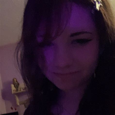 Ry♱ ༻¨ V4sygirl Snapchat Stories Spotlight And Lenses