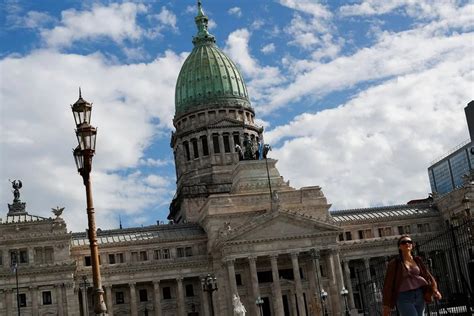 La Jura Y El Traspaso De Los Atributos De Mando De Alberto Fernández A