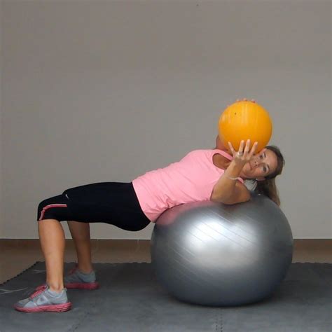 Core Rotation On An Exercise Ball Golf Loopy Play Your Golf Like A