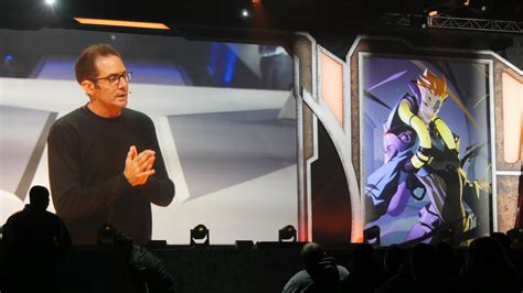 オーバーウォッチの新キャラ「moiraモイラ」をblizzardが発表、回復と攻撃を兼備 Gigazine