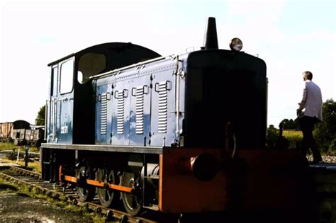 Original 35mm Slide Ex Br Drewry Class 04 D 2271 Butterley 12 9 1981