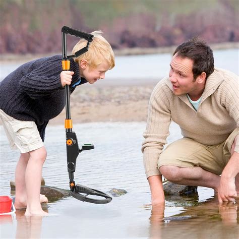 베타를 고감도 사용자가 사용할 수 있는 Lcd 디스플레이와 다양한 보안 기능을 갖춘 초급형 금속 검색기 Kandf Concept