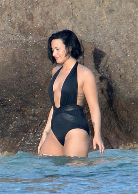Celebrity Life News Photos Demi Lovato In Bikini A St Barts