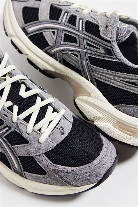 Asics Black Carbon 1130 Trainers Urban Outfitters Uk