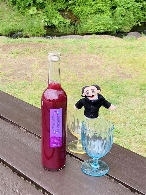 ミュージアムカフェ 北会津産ぶどうジュースがオリジナルラベルで登場｜諸橋近代美術館