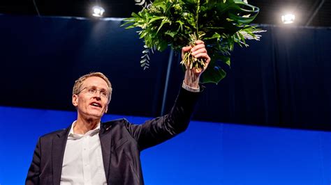 Daniel Günther Bleibt Cdu Landeschef In Schleswig Holstein Ndrde