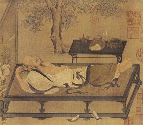 《槐荫消夏图》 宋 佚名 此图原载《历代名笔集胜册》第一册（见《虚斋名画录》）。签题王齐翰作。按《宣和画谱》（卷四），齐翰，金陵人，事江南主李煜为翰林待诏。 画道释人物多思致；好作山林丘壑隐岩