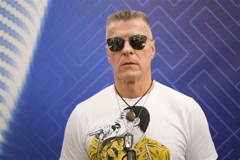 Zvezda Granda menja izgled Korigovala bih grudi jer sam smršala