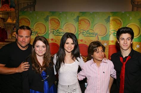 Wizards Of Waverly Place Reboot Details Cast Selena Gomez J 14