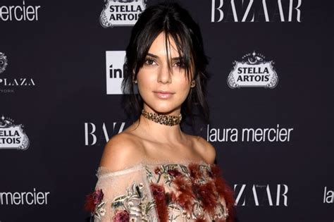 Kendall Jenner Usa Vestido Lacrador Em Sua Festa De Aniversário Capricho