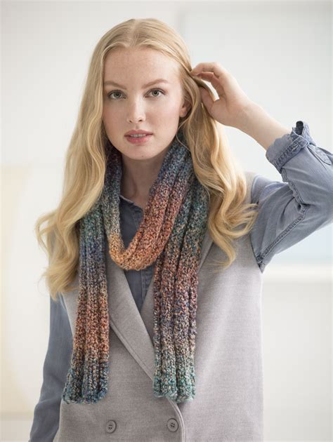 Simple Knit Scarf Lion Brand Homespun Knit Projects How To Knit A Scarf Free Knit