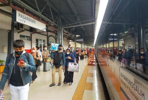 Tiket Kereta Api Periode Mudik April Terjual Rute Ini Sudah Sold Out