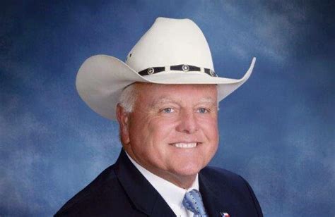 Texas Agriculture Commissioner Orders Employees To Wear Clothes