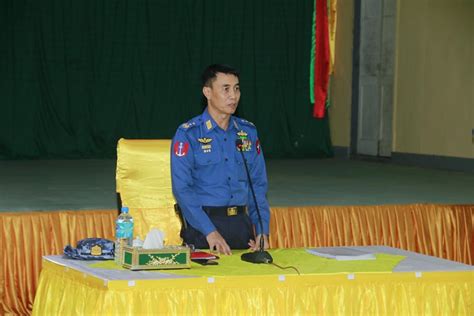 စစ်ခေါင်းဆောင်က ရေတပ်စစ်ဦးစီးချုပ် ဗိုလ်ချုပ်ကြီးမိုးအောင်ကိုရာထူးမှ ဖယ