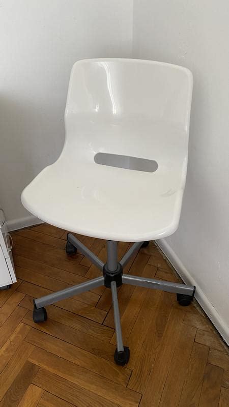 Крісло Ikea Snille біле на колесах поворотне обертовий стілець — ціна 950 грн у каталозі Стільці