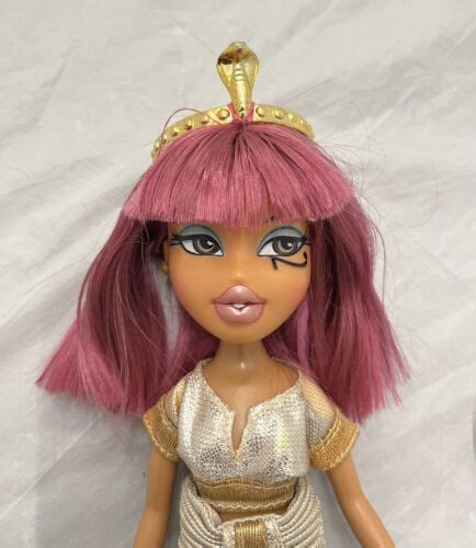 Bratz Doll Masquerade Odelia Egyptian Pink Hair Cobra Crown Shoes