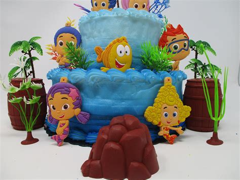 Bubble Guppies Deluxe Birthday Cake Topper Set Featuring Bubble Guppies
