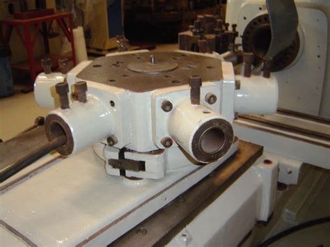 Torno Revolver Tornos