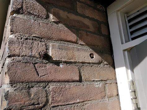 Verwijderen Verroeste Bouten Buitenmuur Werkspot