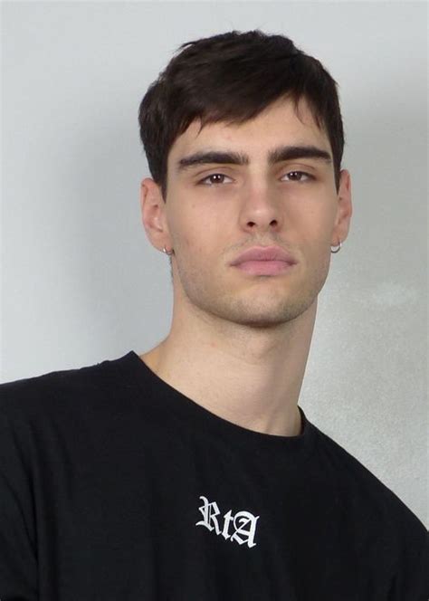 Jonathan Bauer Hayden Model Profile Photos And Latest News