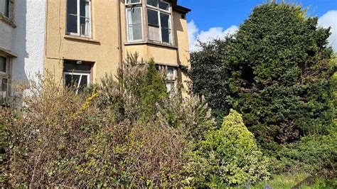 Property In Lanner Sells Way Above Freehold Guide Price