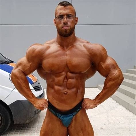 Bodybuilders Wearing Glasses Bodybuilding Bodybuilders Bodybuilders Men