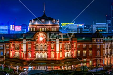 ライトアップされた東京駅の夜景 Id 18697 ご当地写真・イラスト素材サイト Pictyピクティ