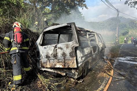 快訊淡水公墓火燒車貨車燒成廢鐵 失智翁身上攜打火機不排除縱火