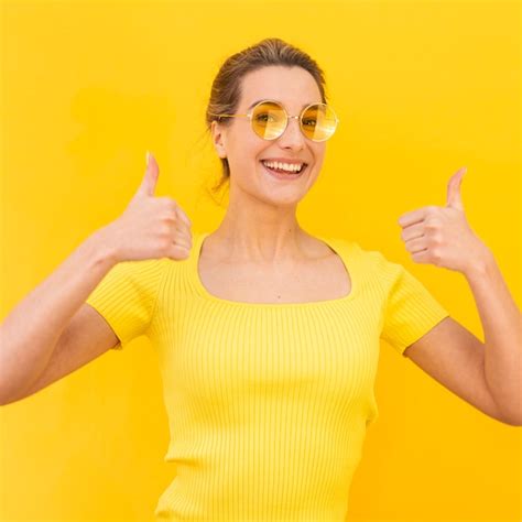 Images De Smiley Pouce Leve Téléchargement Gratuit Sur Freepik