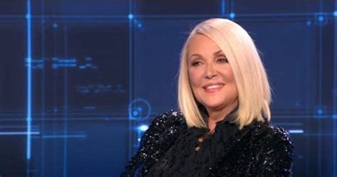 Ρούλα Κορομηλά Οι τηλεοπτικοί σταθμοί της ζωής της Debater
