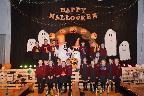 In Pictures Having A Bowl For Halloween At St Eithnes Primary