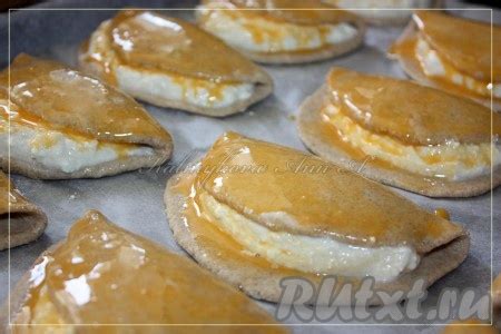 Сочни с творогом: 9 фото в рецепте