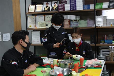장연희 대구카빙아카데미 접시데코레이션푸드카빙플레이팅 마스터과정 그룹교육