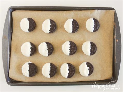 Peppermint Dipped Oreos Recipe Happy Deal Happy Day