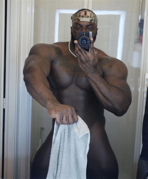 Black Muscles Bbc72630223 Posts X