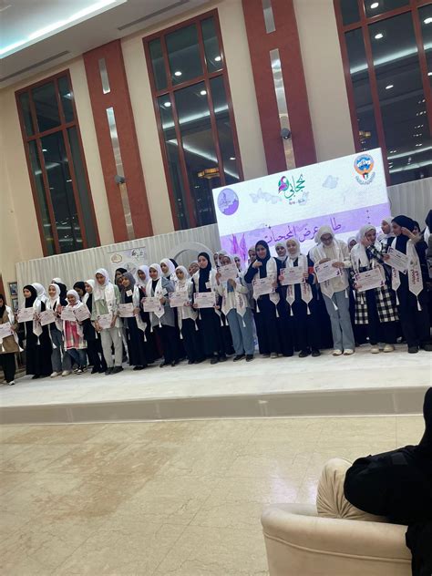تكريم 80 طالبة من المحجبات الجدد بمركز السراج المنير عبد الله المبارك بنات
