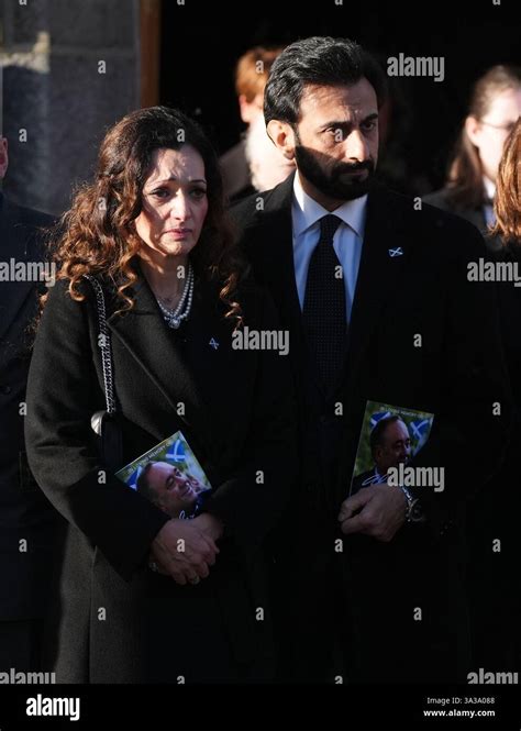 Tasmina Ahmed Sheikh Left With Her Partner Zulfiqar Sheikh Leaving