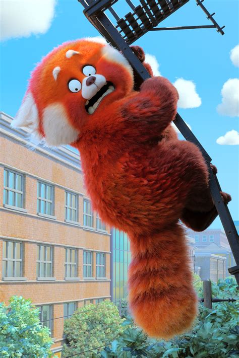 Red la película de Pixar que busca terminar con el tabú adolescente de la regla Vogue España